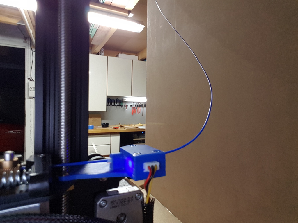 🪢 CR-10S Filament sensor bracket・Free 3D File for ・Cults